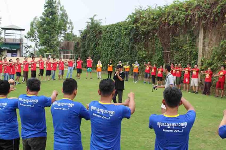8 Game Outbound yang Paling Efektif untuk Team Building